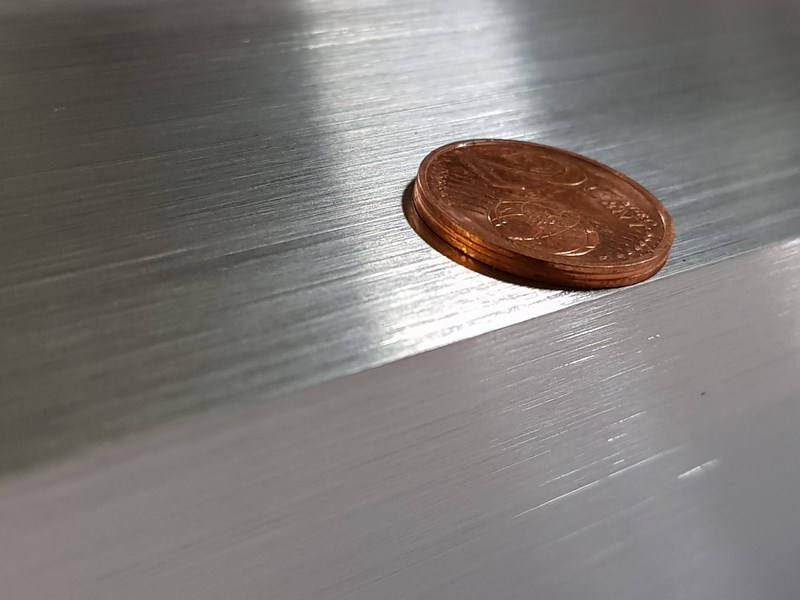 sharp edged square tube